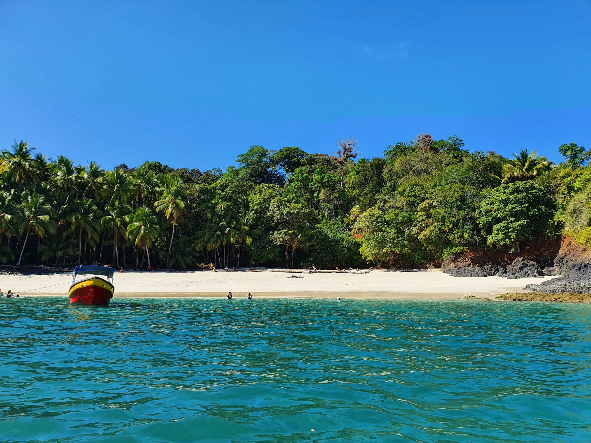 Viajar a las Islas Paridas, Bolaños y Gaméz, Panamá | Viajar de mochilero